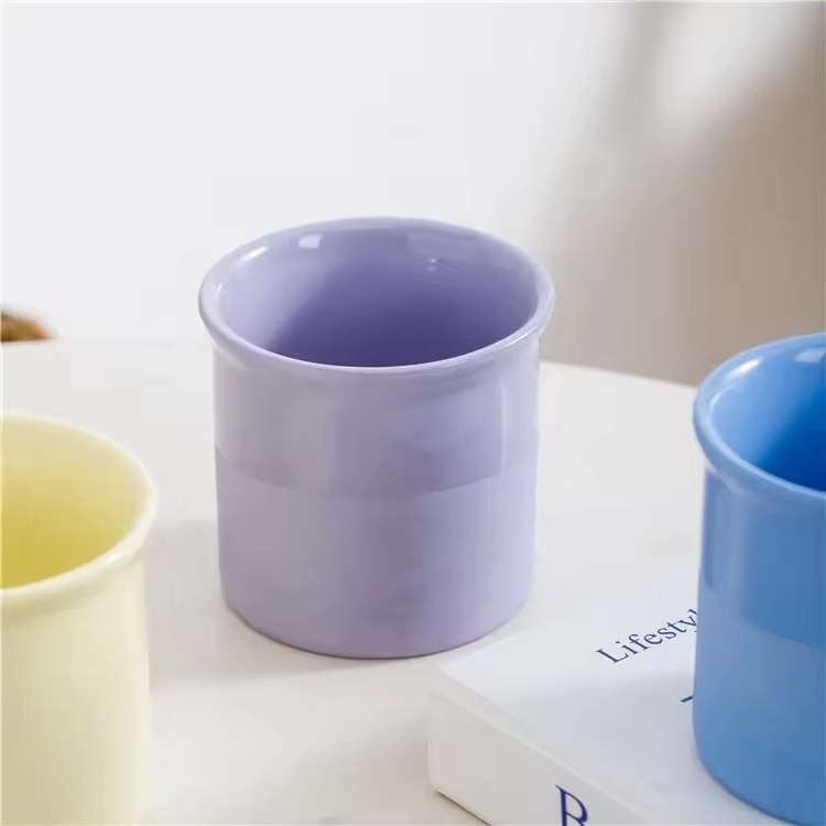 Chinese modern handmade small ceramic pot